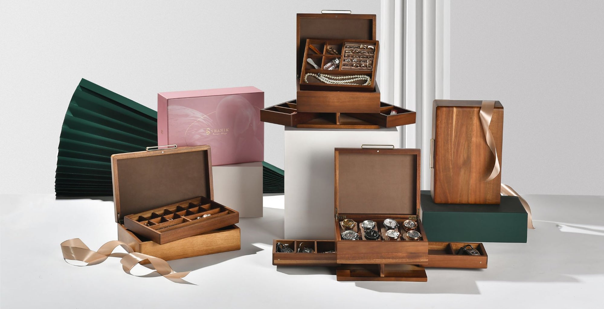 Choosing the Perfect Jewelry Box: A Buyer's Guide – World of shanik